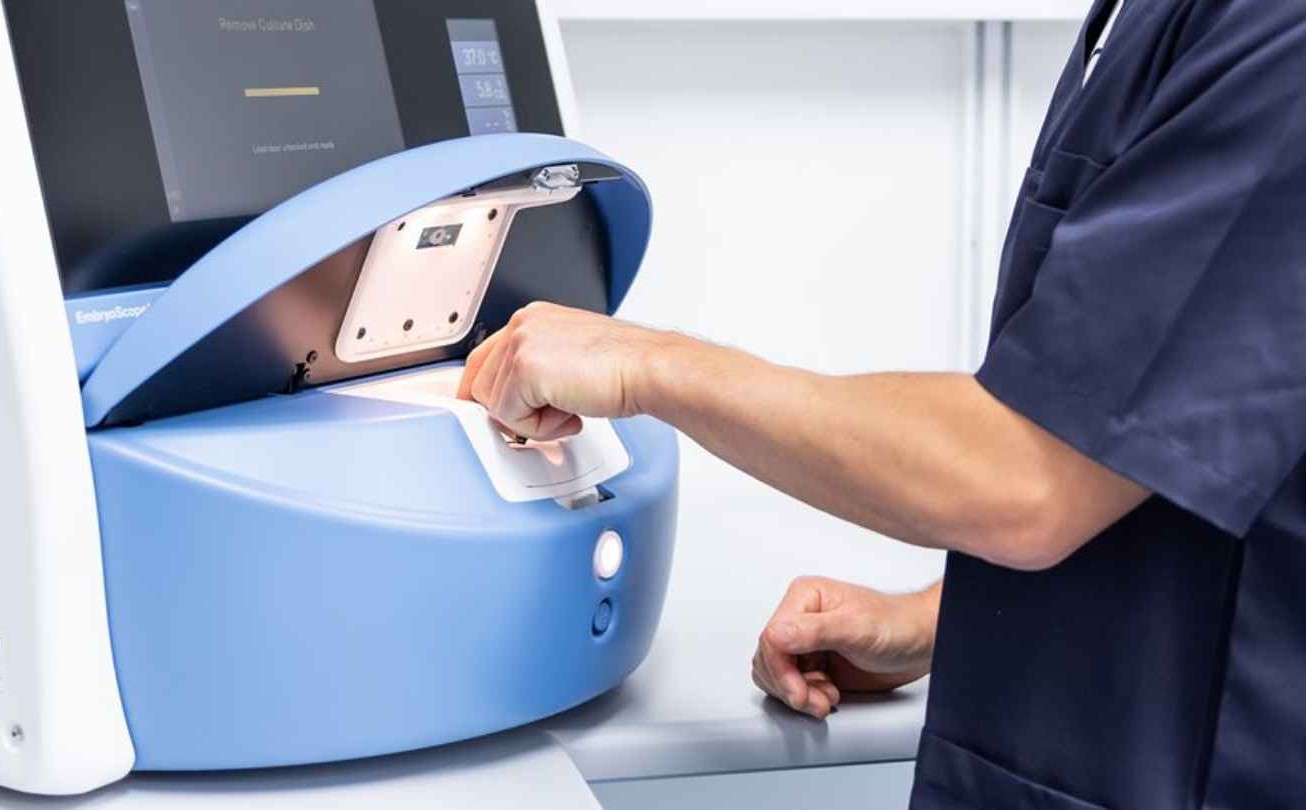 Embryoscope : The Revolutionary IVF Technology - Aastha Fertility